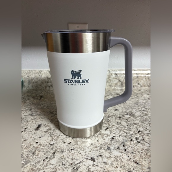 Stanley | Dining | Stanley Classic Still Chill Pitcher White | Poshmark